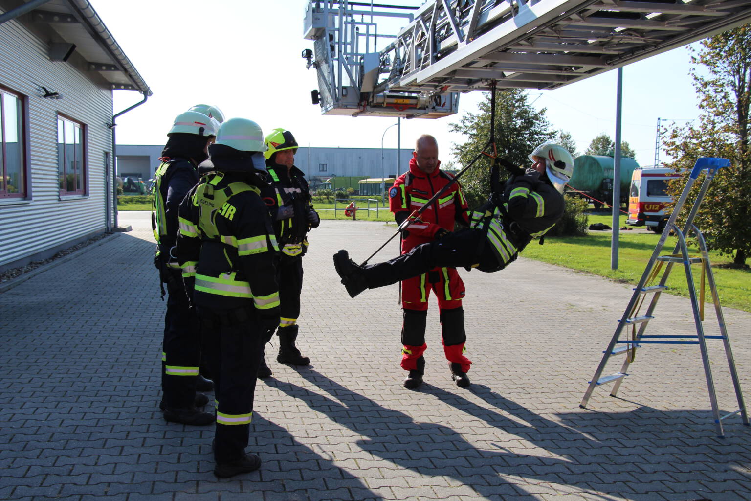 ERHT – #WIR LEBEN AUSBILDUNG | Technische-Hilfeleistung | Unfallrettung ...